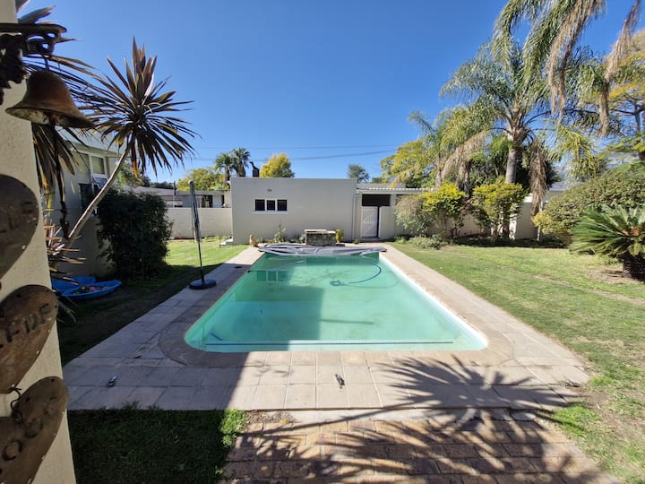 Airconditioned 3 Bedroom W. Pool In Wellington - Wellington