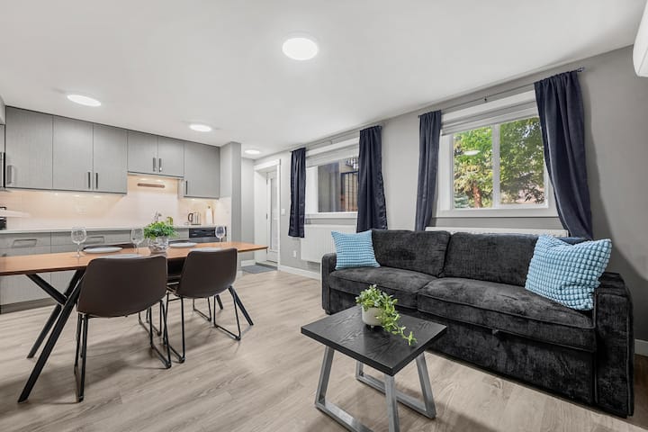 The Crest - Modern 1br Near 17th Ave In Bankview - Canada