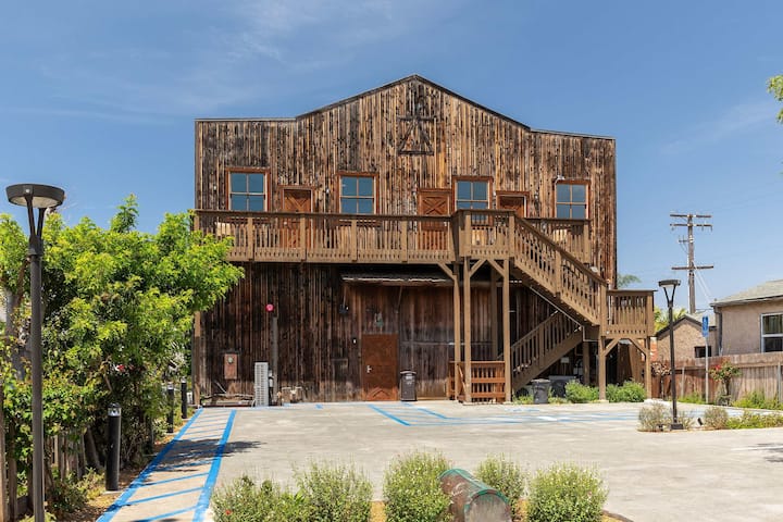 Oldtown Barnhouse 2units Historic Oldtown & Dining - San Diego Airport (SAN)