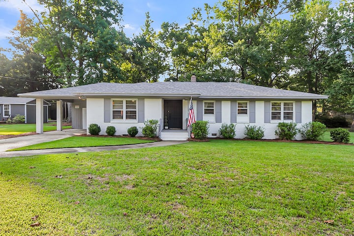 The Poppy Cottage - A Spacious 3 Bedroom Home! - Summerville, SC