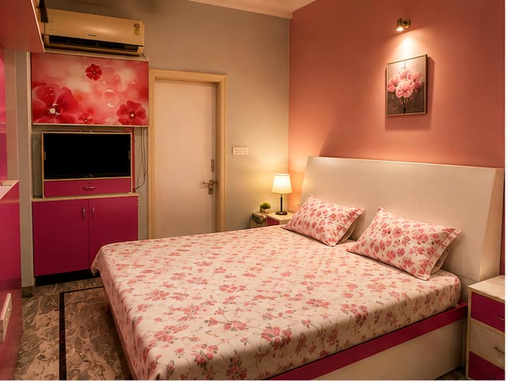 Yaade Gulabi* Cozy Stay In Jaipur - Jaipur
