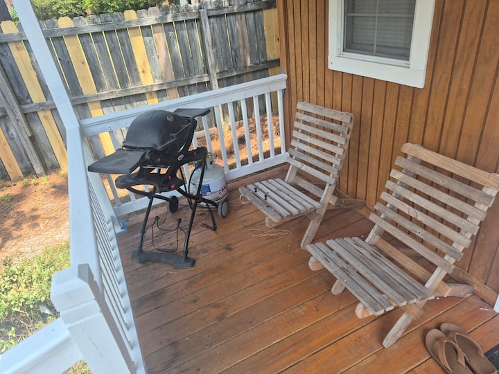 Cozy Guest Building. - Wilmington, NC