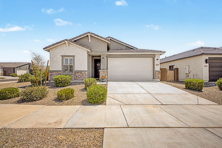 Turnkey 5br Furnished Home - Maricopa, AZ