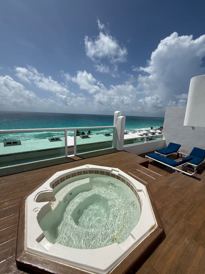 Ph Hermoso De Lujo Frente Al Mar Con Jacuzzi - Cancún