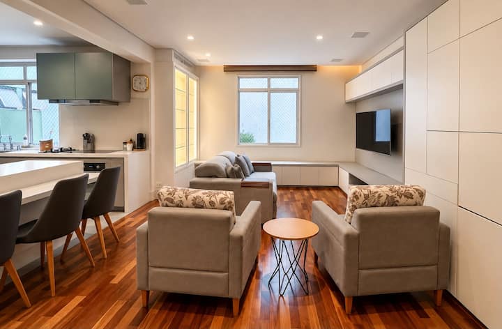 Jacuzzi Em Apto Elegante Edifício Samuel Ribeiro. - Liberdade