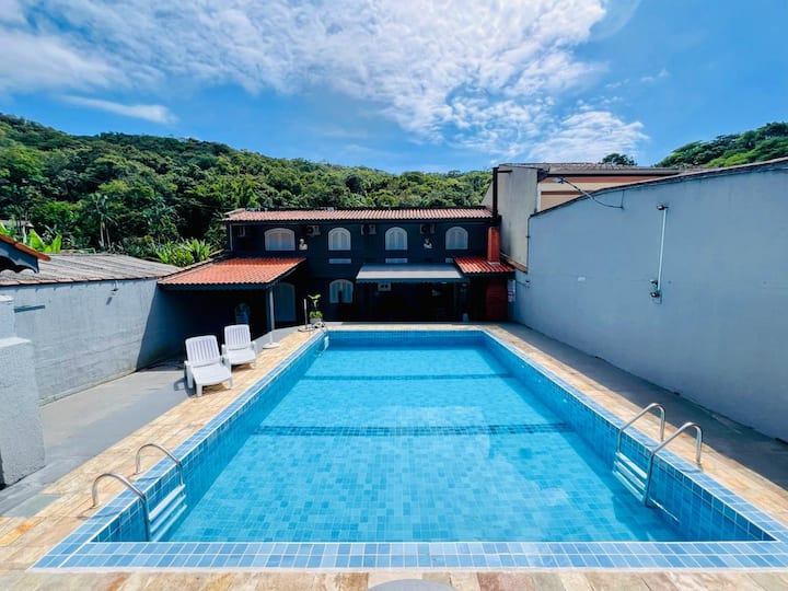 Casa Com Piscina Na Praia - Matinhos