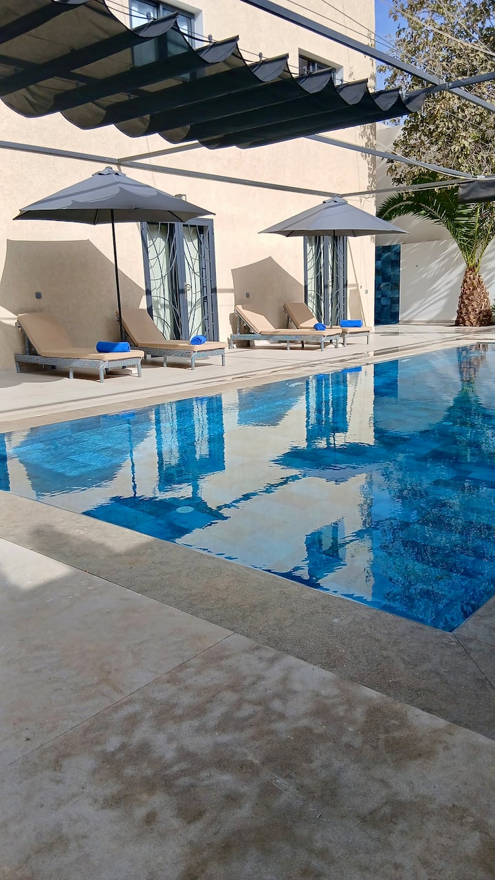 Villa Isy Du Golf  13 Pers.  Piscine Privée - 