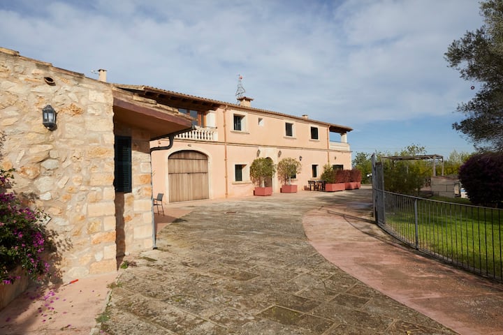 Two Bedroom Apartment In Manacor, Mallorca - Manacor