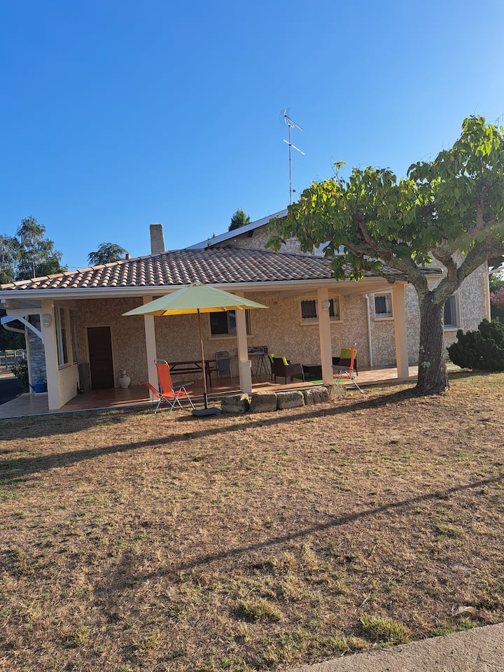 Charmante Maison Familiale Avec Jardin - Biganos