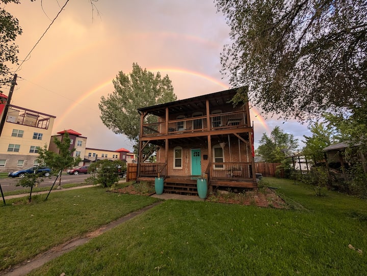 1914 Brick Home W/ Porch Near Downtown & Hospitals - Billings, MT