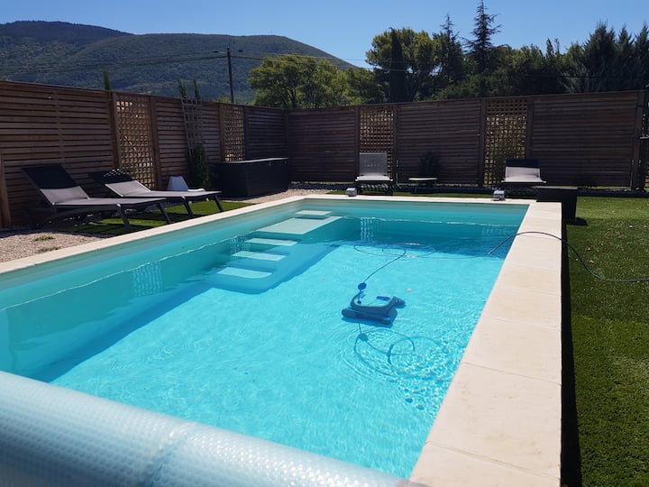 Maison De Pleins Pieds Proche De Montbrun - Aurel