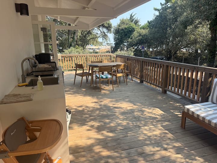 Maison Devant La Mer 9 Chambres Avec Piscine - Beauvoir-sur-Mer