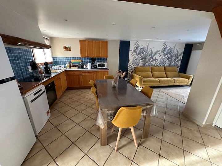 Gîte Le Nid De Chartreuse Pour 6 Personnes - Savoie