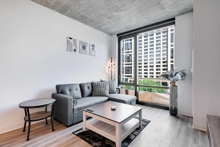 Wabash 4br | Pool, Free In/out Parking 2 - Chicago Loop - Chicago