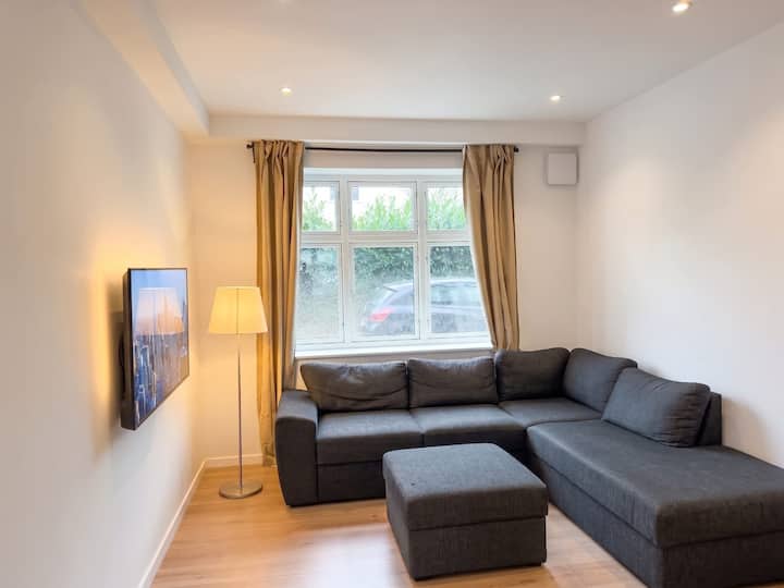2br Near Metro  Free Parking  Sleeps 6 - Copenhagen