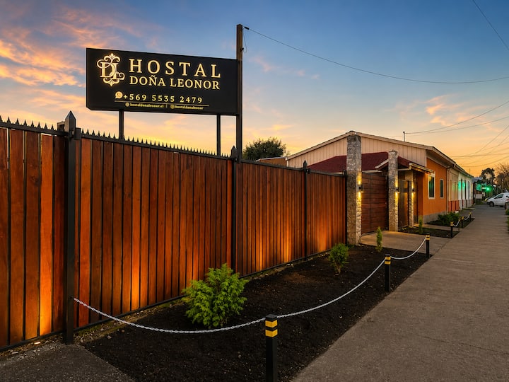 Hostal Doña Leonor (Habitacion Individual) - Los Angeles, Chile