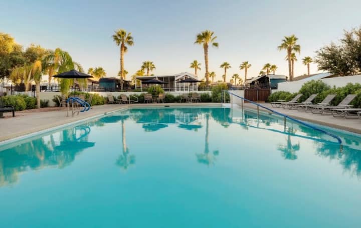 Cottage Getaway In Palm Creek Resort & Residences - Casa Grande, AZ