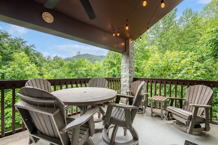 Eagle's Nest Escape, Steps To Downtown Gatlinburg - Gatlinburg