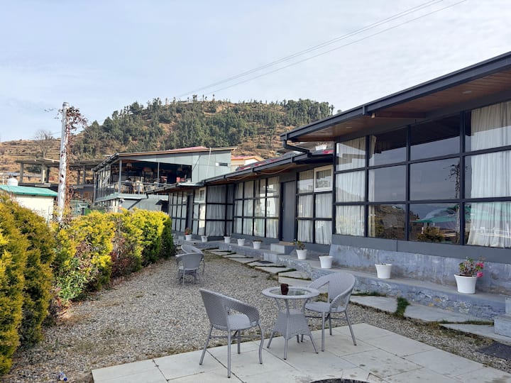 Himalayan View Roadside Property - Kanatal