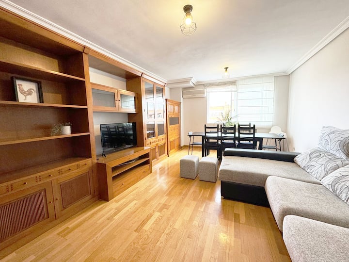 Big Apartment With Huge Terrace Near Oasiz - Torrejón de Ardoz