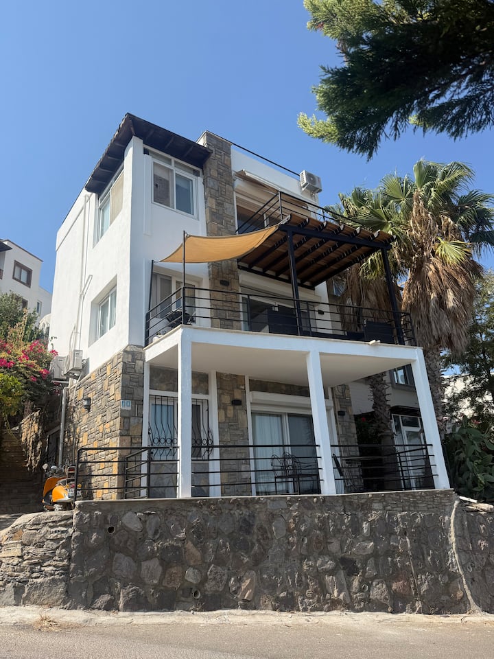 Panoramic Sea View Villa With Private Pool - Yalıkavak