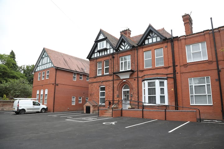 Luxury 2 Bed Apartment, Stafford Centre - Apt 12 - Stafford (UK)