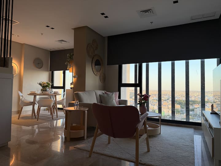 Serene High-rise | 2 Br Views & Private Terrace - Kuwait