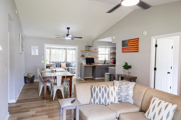 The Palmetto Blue Cottage Minutes To Parris Island - Port Royal, SC