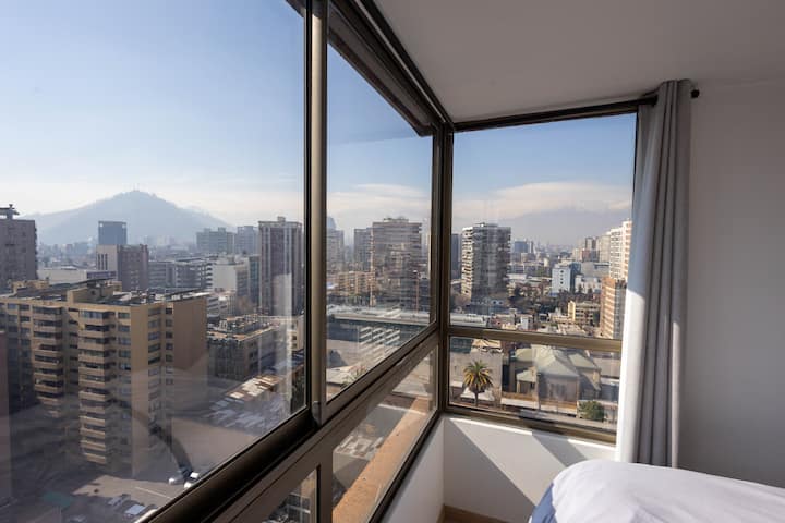 Hermoso Depto. Frente A Cerro Santa Lucía - Providencia