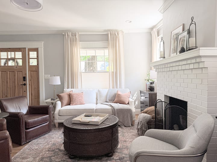 Charming Remodeled 1920s Lindley Park Bungalow - Greensboro, NC