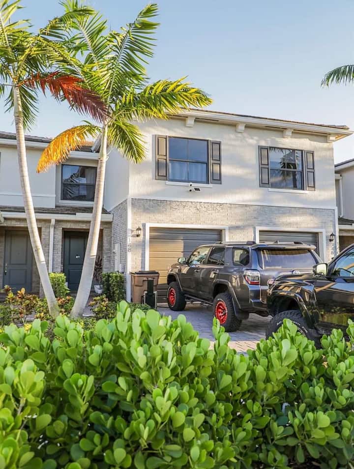 Mónaco  Modern Townhouse Near Deerfield Beach - Deerfield Beach, FL
