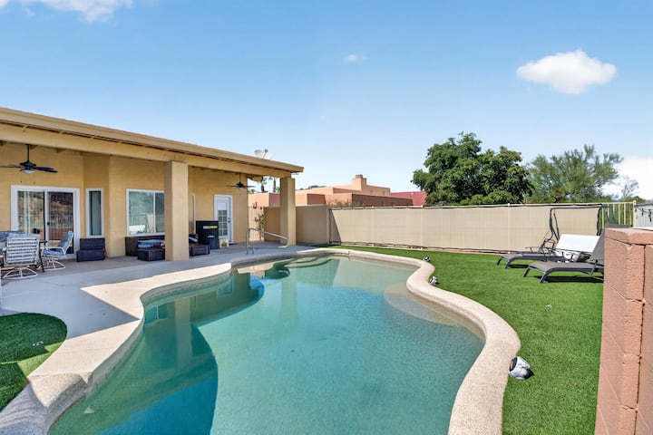 Luxurious 3- Bedroom House With Pool. - Fountain Hills, AZ