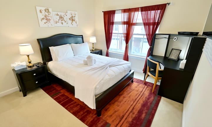 Parklands - Amber Room - Germantown, MD