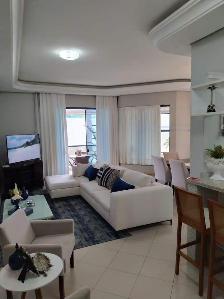 Apartamento 4 Suítes A 40m Da Praia Em Meia Praia - Itapema
