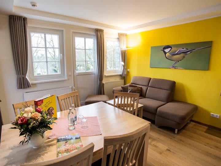 15 | Bauernhofurlaub In Nrw | Vogelhäuschen 60 M² - Schmallenberg