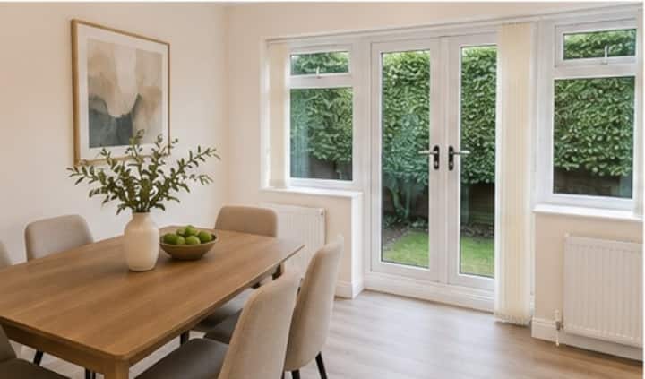 Spacious 3 Bed Detached, With Off-road Parking - Bradford