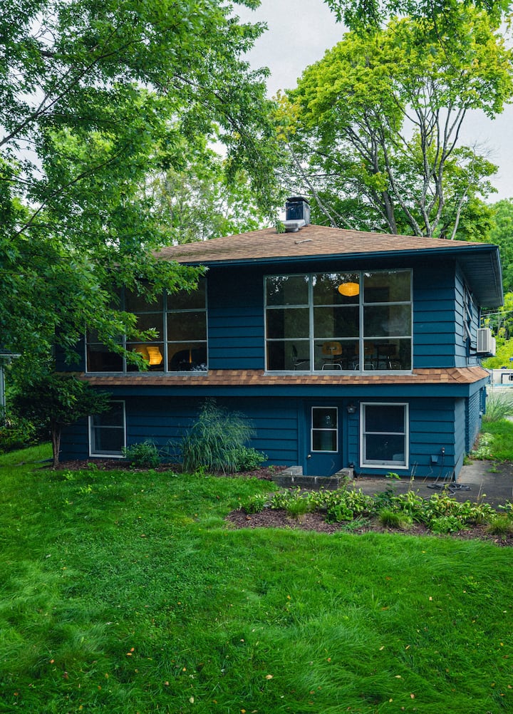 Flat55  Midcentury Waterfront On Esopus Creek - Tivoli, NY
