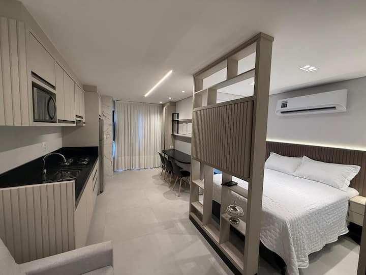 Moderno/ Piscina + Coworking / Centro De Blumenau - Blumenau