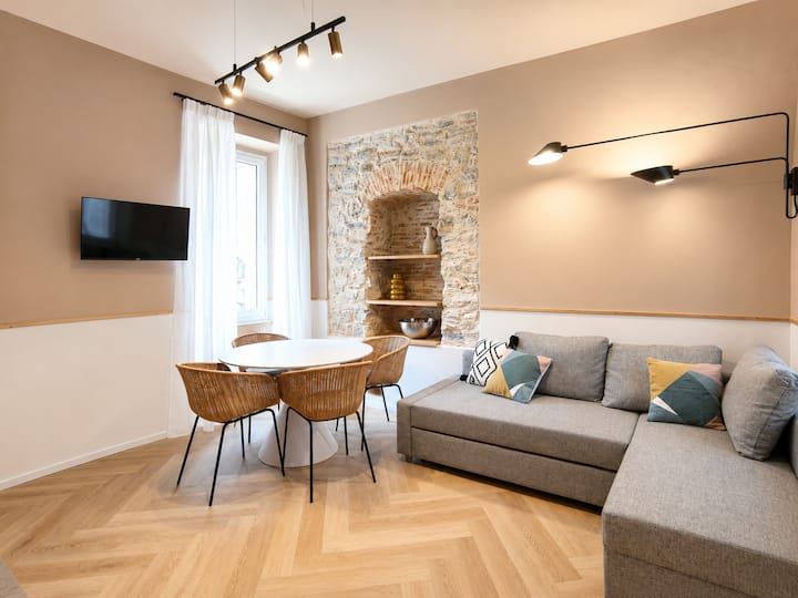 Hostdomus - Virginia Suite - Andora