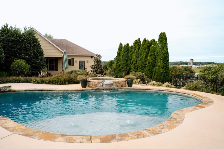 Winding Hollow Farm And Pottery Airbnb - Lake Rabon, SC