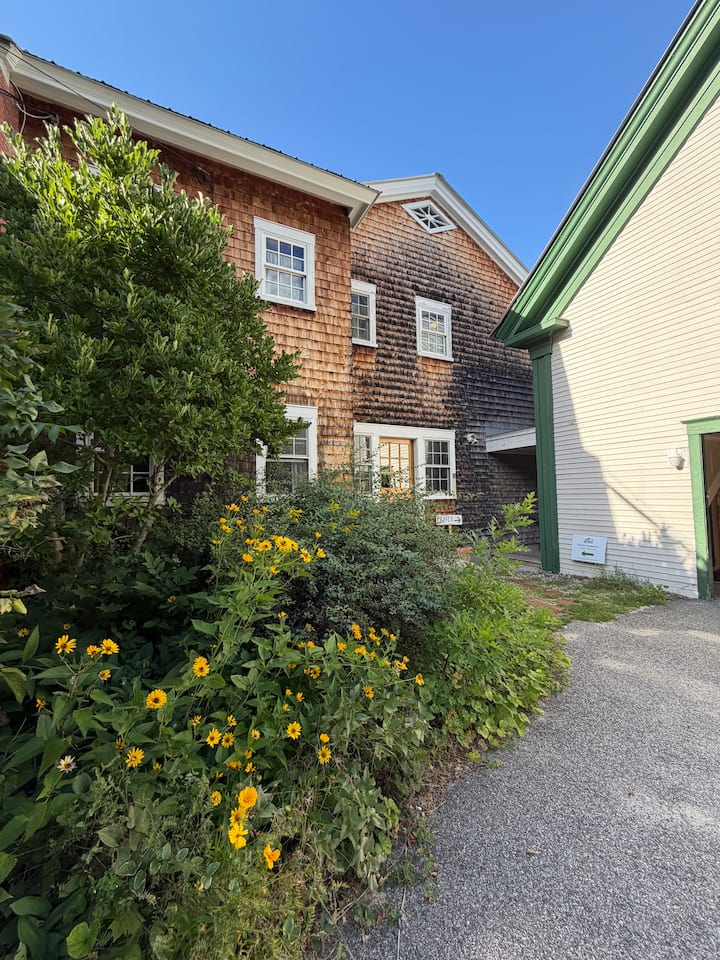Cozy Bridgton Townhouse - Bridgton, ME