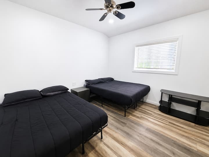 2a Private Adu Guesthouse | 3 Beds | No A/c - Carson, CA
