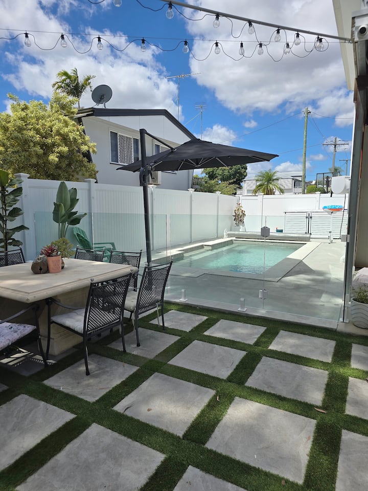 Beef Week Stay · Pool · 5 Bedrooms · 5 Min Walk - Rockhampton