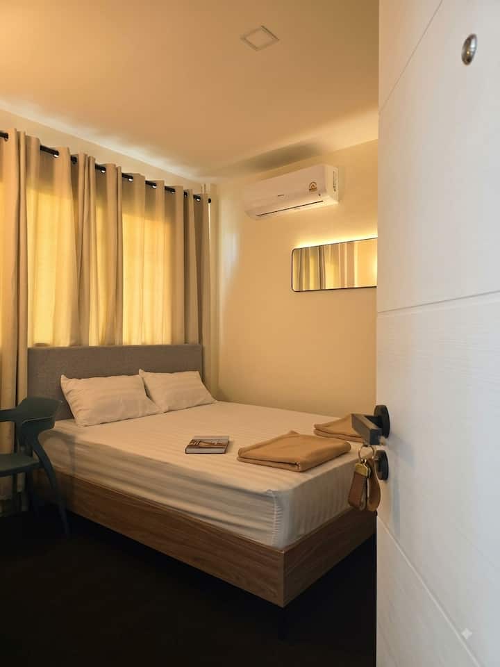 Cozy Bed & Pillows Ratchada (Entire House) - Bangkok