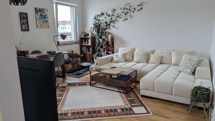 Schicke Bequeme Dachwohnung In Plagwitz Leipzig - Leipzig