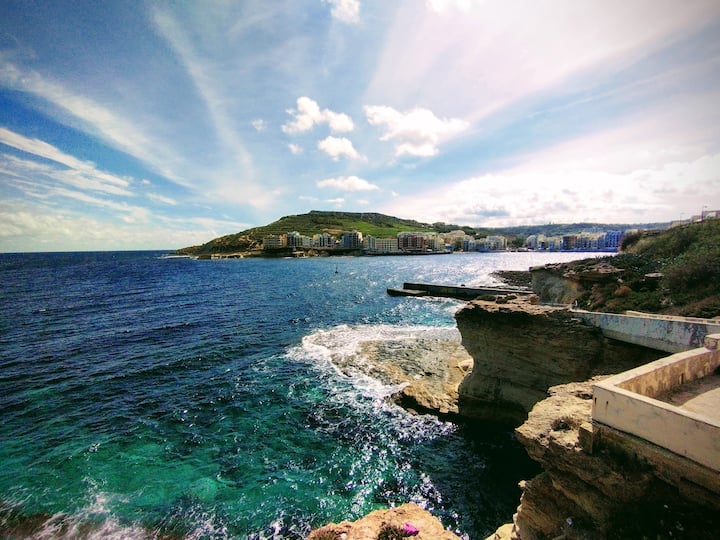 Seafront Marsalforn Flat  Groundfloor & Backyard - Malte
