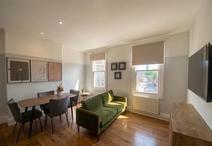 The Aria Apartment - 3 Bed - イギリス クロイドン