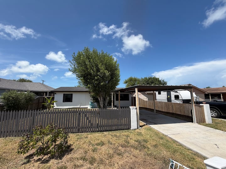 3br Worker Stay Near Lng & Port Of Brownsville - Port Isabel, TX