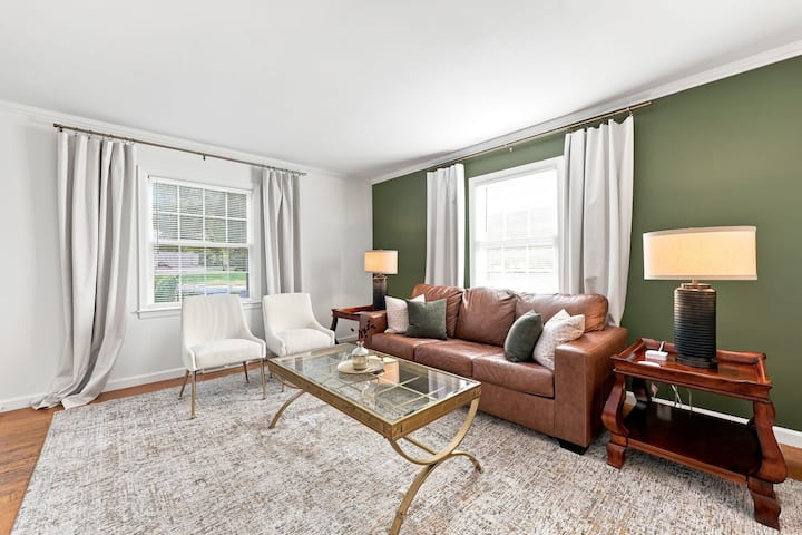 The Mane Stay | 3br | Walk To Dining | 5 Min To Uk - レキシントン, KY
