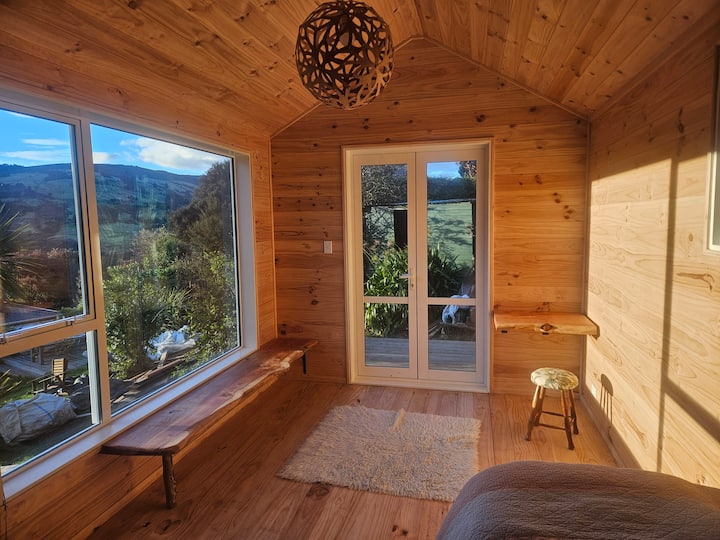 Cedar Cabin In The Opoho Hills With Sun And Views - Dunedin